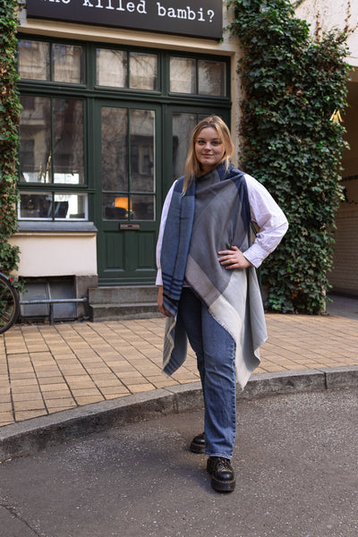 cape infinity bamboo amelia – Fifth Origins